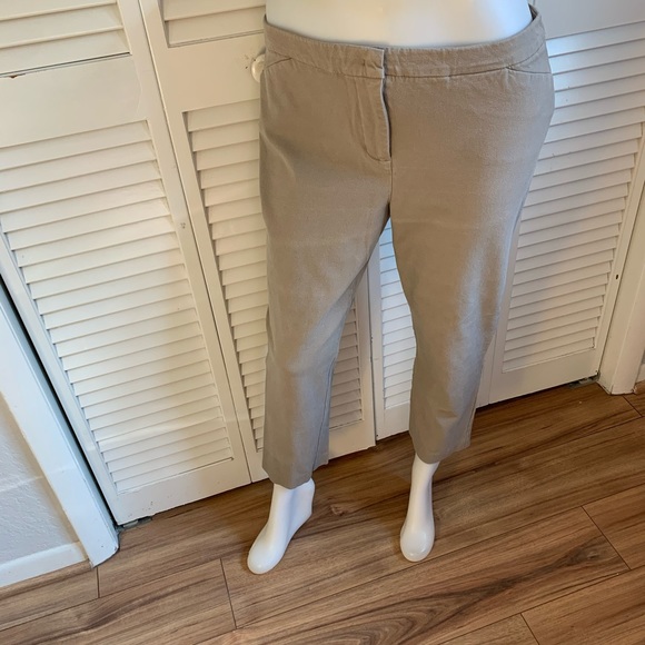 Chico's | Pants & Jumpsuits | Chicos So Slimming Capris | Poshmark